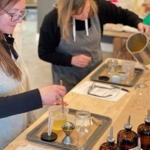 CANDLE MAKING CLASS - Glow Gifts